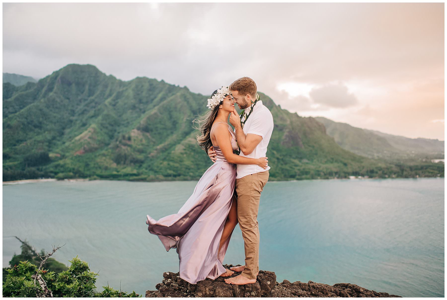 Oahu Hawaii Engagement Session {Tiffany + Tom} - E+E Photography